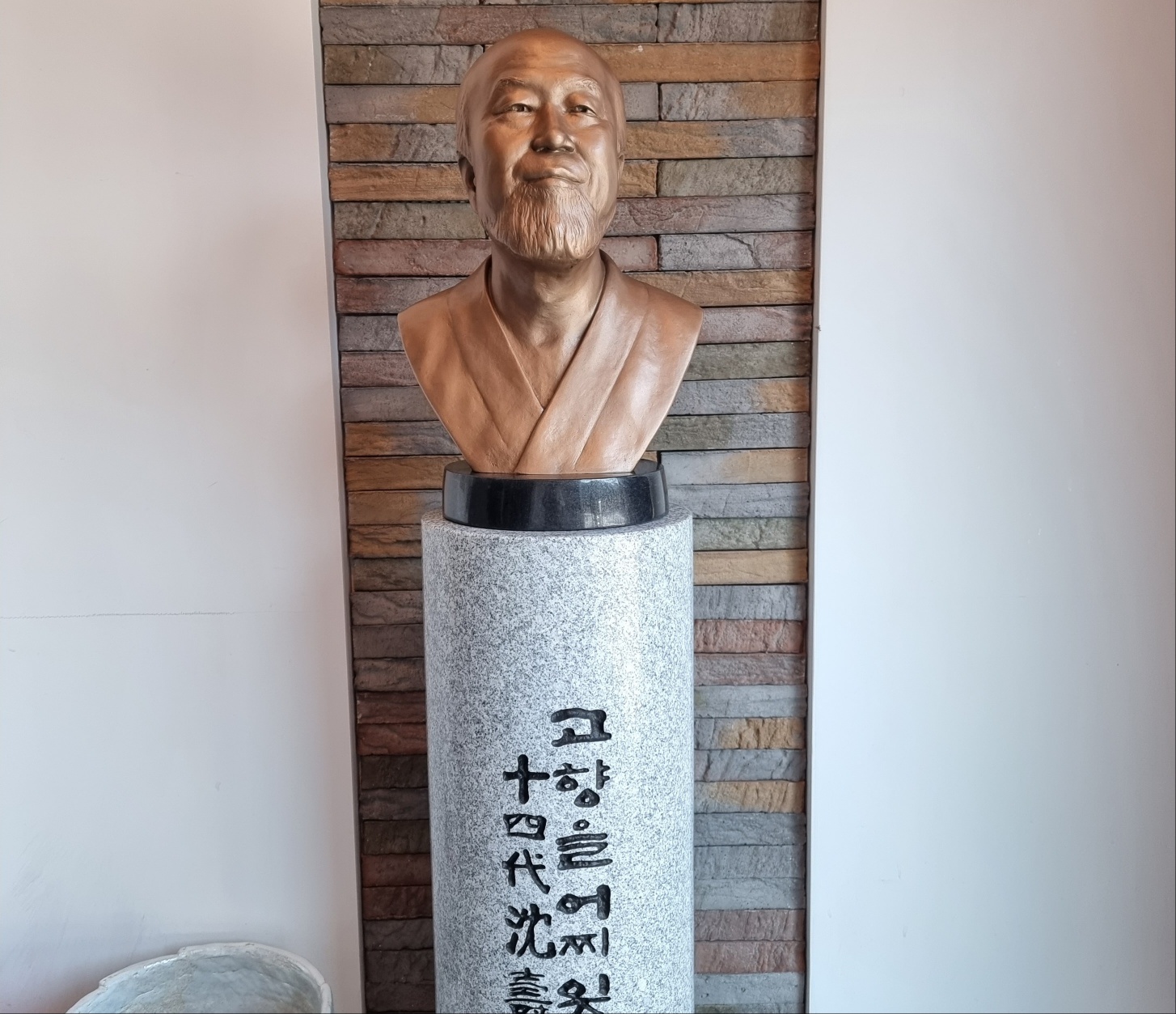 COLUMN | AYA NARIKAWA